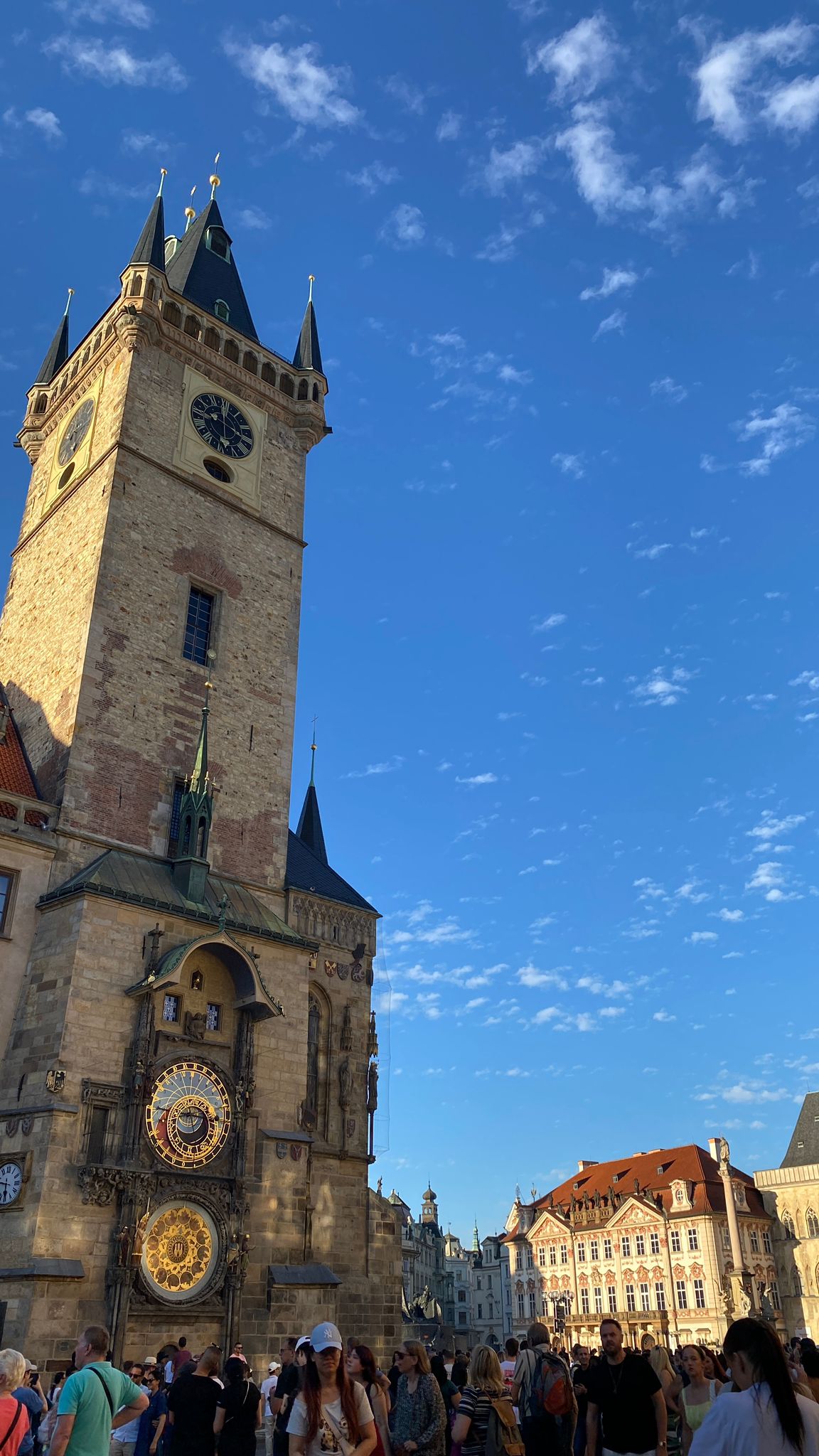 Learning on the Move: Walking Prague’s Museums and Monuments – SG Education